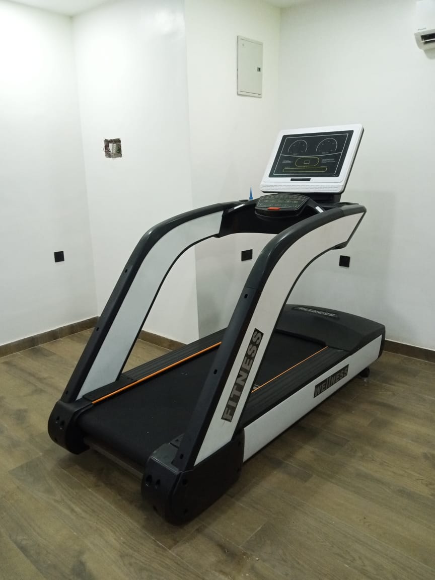 7hp Techno Fitness Commercial Treadmill 180kg User Weight - Asim's Sports